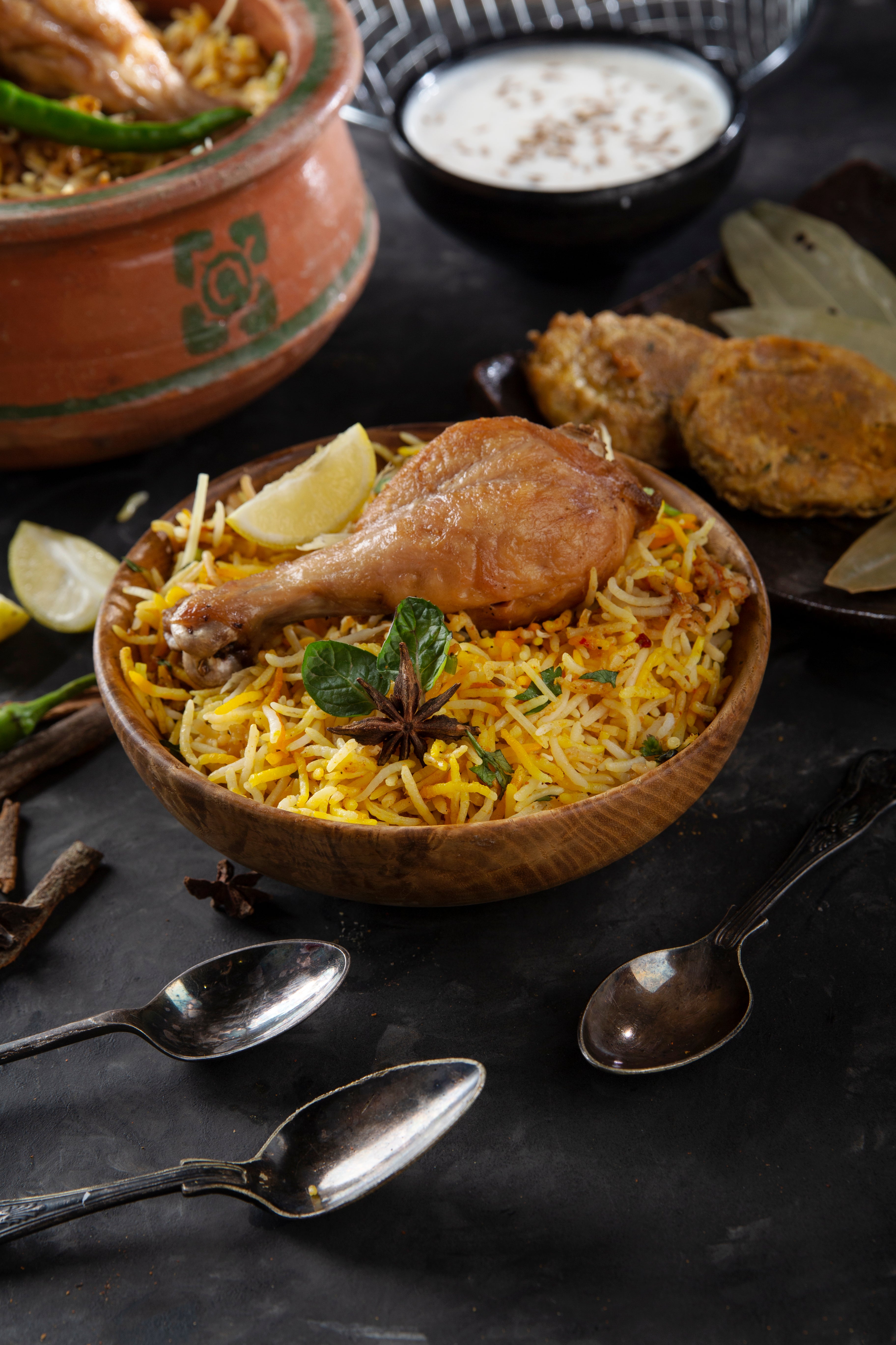 Chicken Bombay Biryani Daig – BOHAT AALA